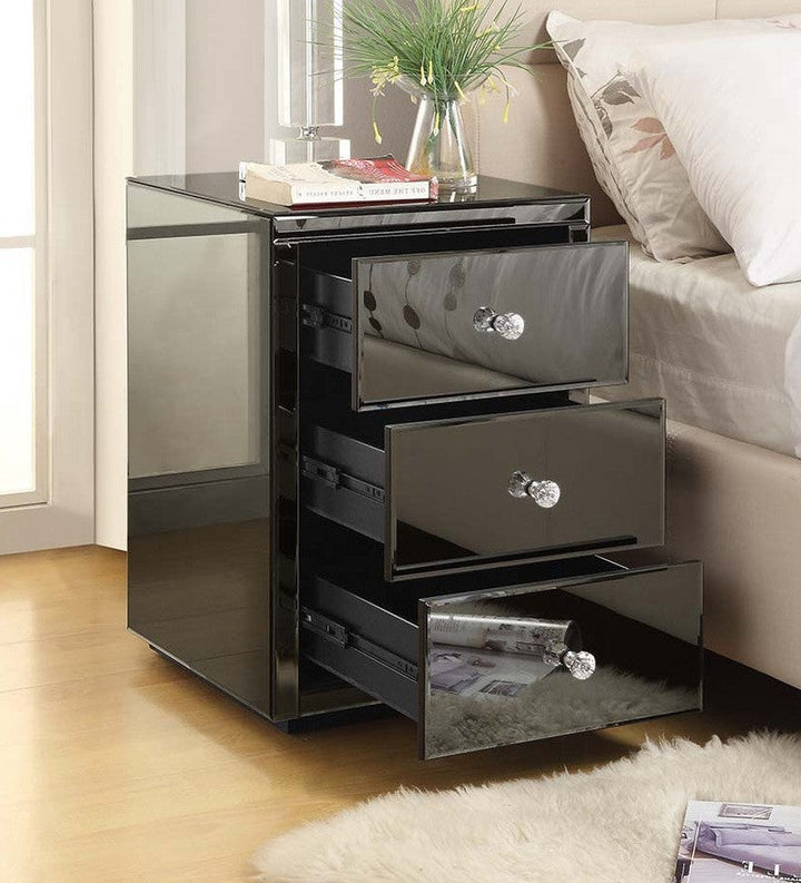 Mirrored Bedside Tables – Bradshaw Australia